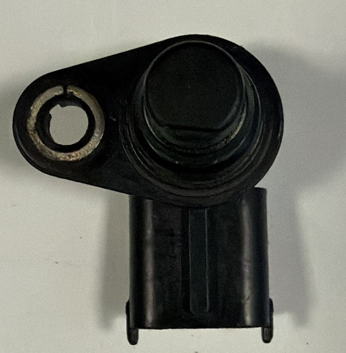 SENSOR DE POSICIÓN ÁRBOL DE LEVAS BM51-12K073-AC – PCR AUTOMOTRIZ